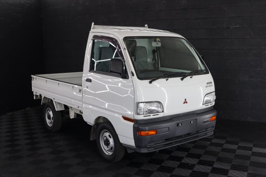 1998 Mitsubishi Minicab - Arizona Kei Trucks